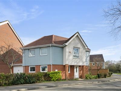 Property details for Wraysbury Drive, Yiewsley, West Drayton £700,000 ...